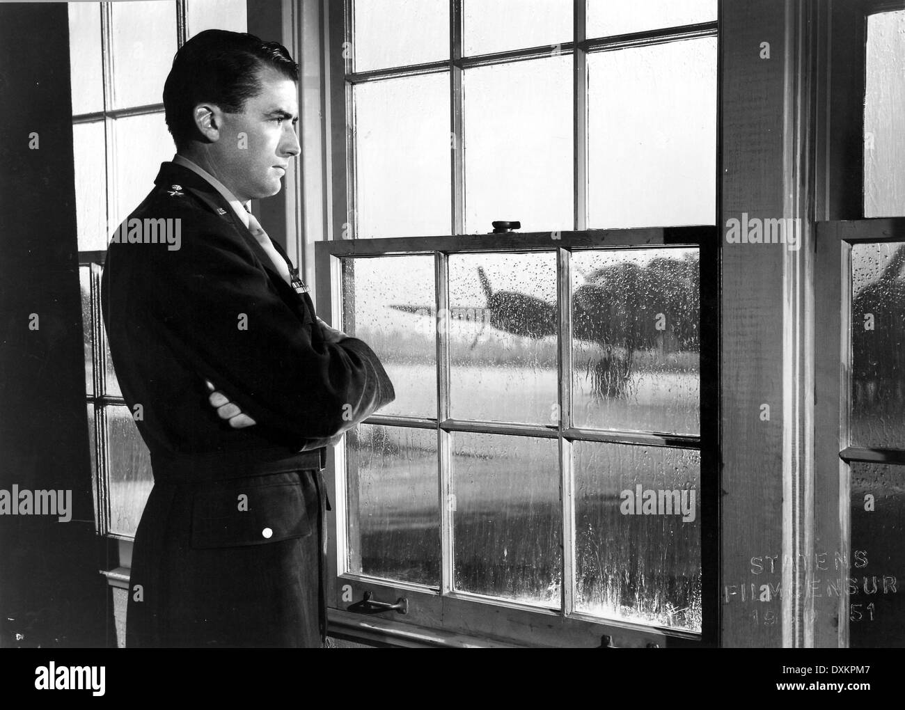 TWELVE O'CLOCK HIGH Stock Photo - Alamy