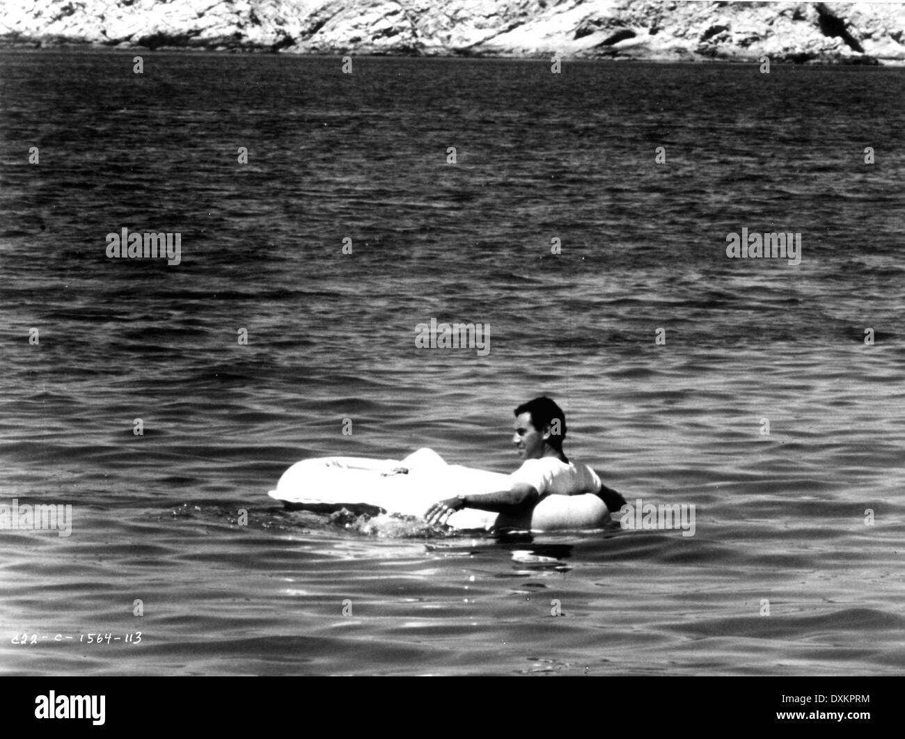 Catch 22 film alan arkin hi-res stock photography and images - Alamy