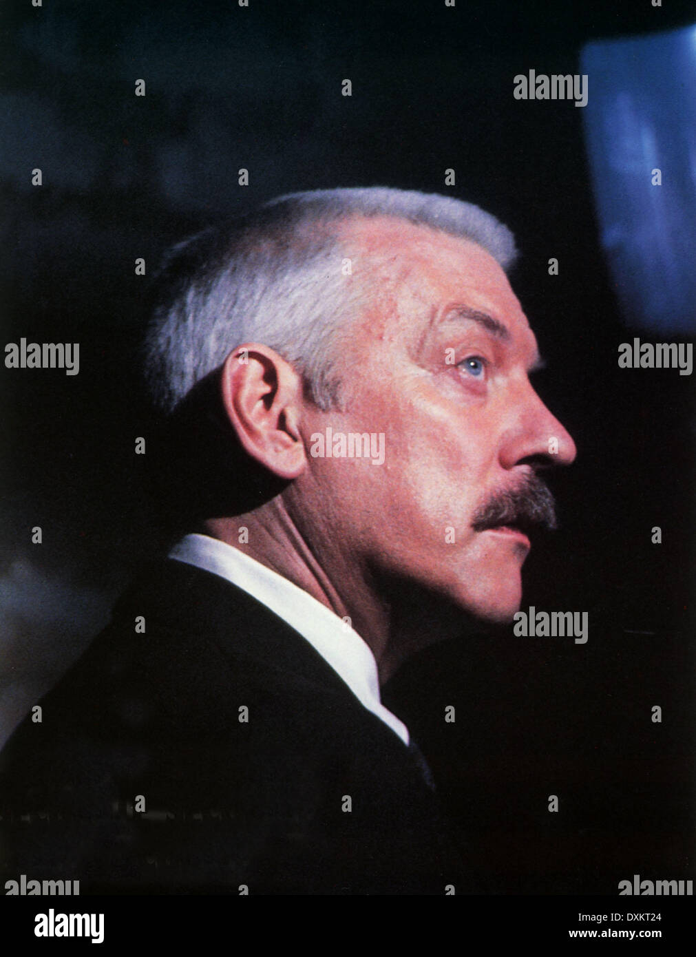 Donald sutherland 1989 hi-res stock photography and images - Alamy