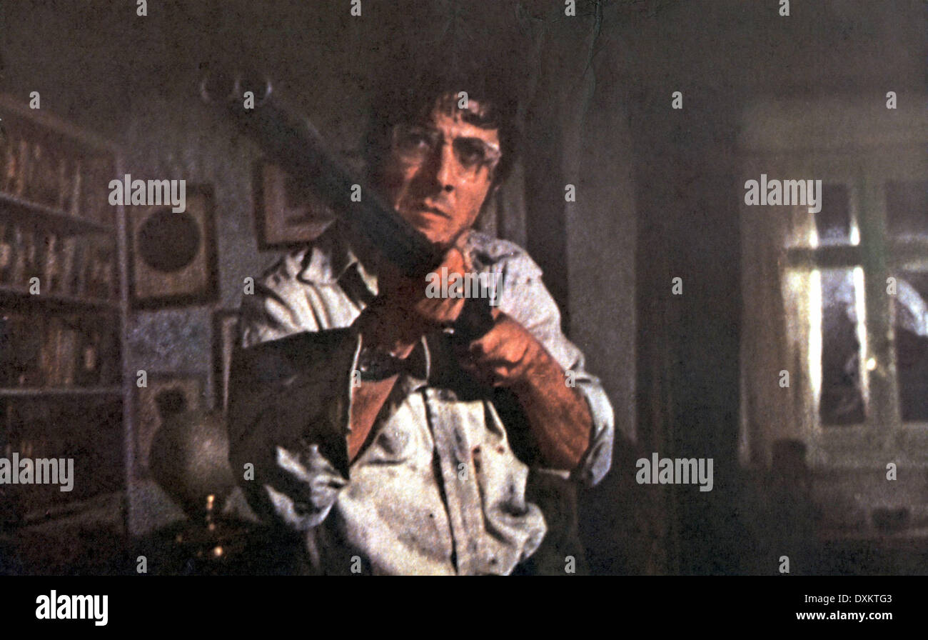 Straw dogs 1971 hi-res stock photography and images - Alamy