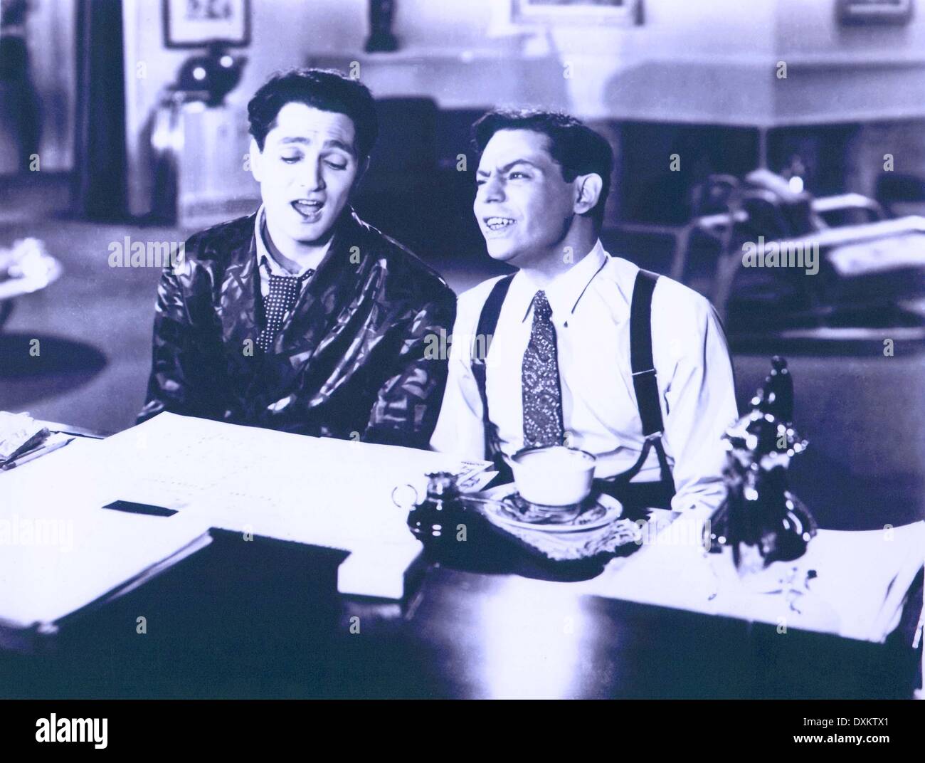 George gershwin rhapsody in blue hi-res stock photography and images ...