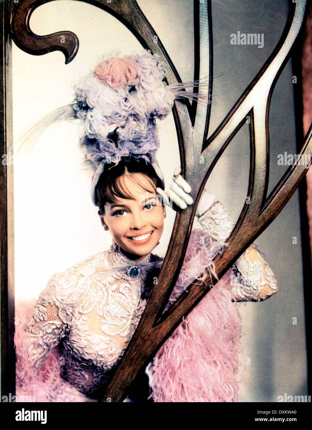 Gigi 1958 film hi-res stock photography and images - Alamy