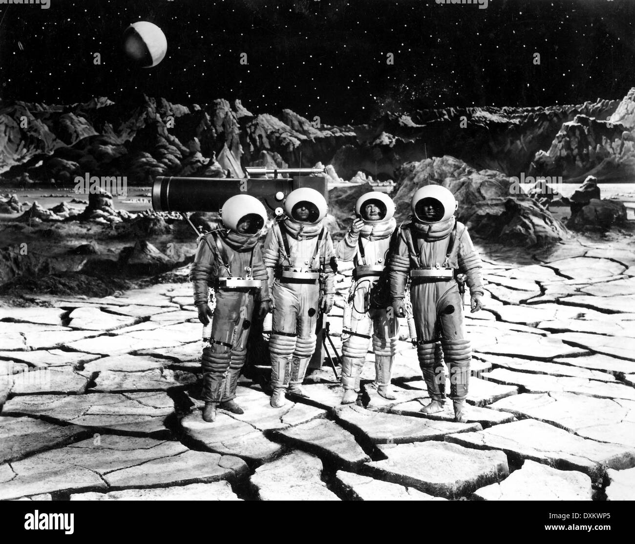 Destination moon film hi-res stock photography and images - Alamy