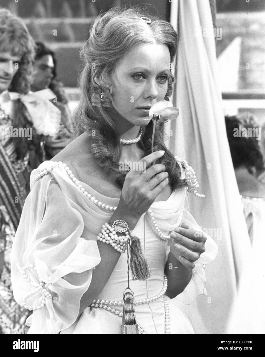 Jenny agutter 1977 hi-res stock photography and images - Alamy