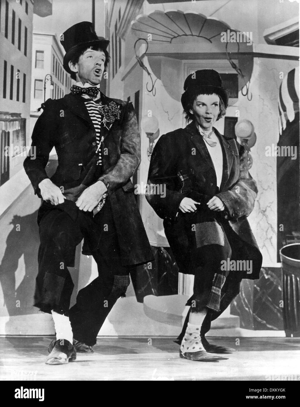 Easter parade judy garland Black and White Stock Photos & Images - Alamy