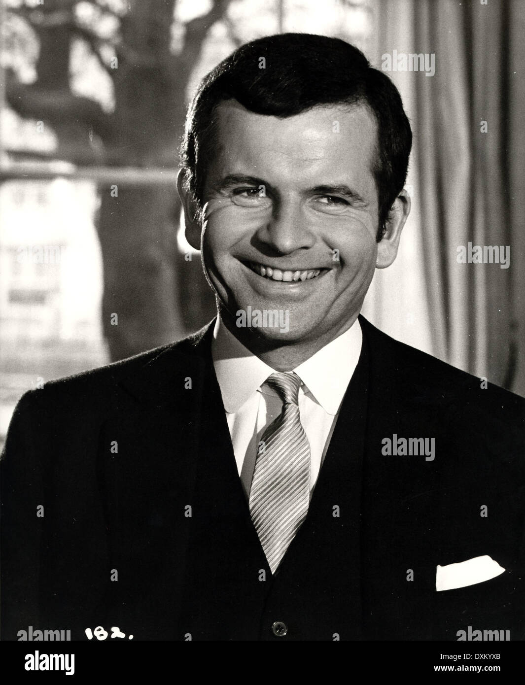 Severed head hi-res stock photography and images - Alamy