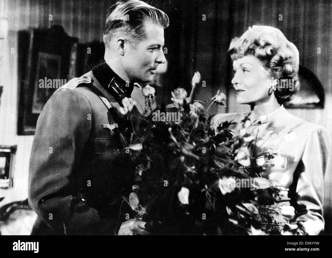 Paris bennett hi-res stock photography and images - Alamy