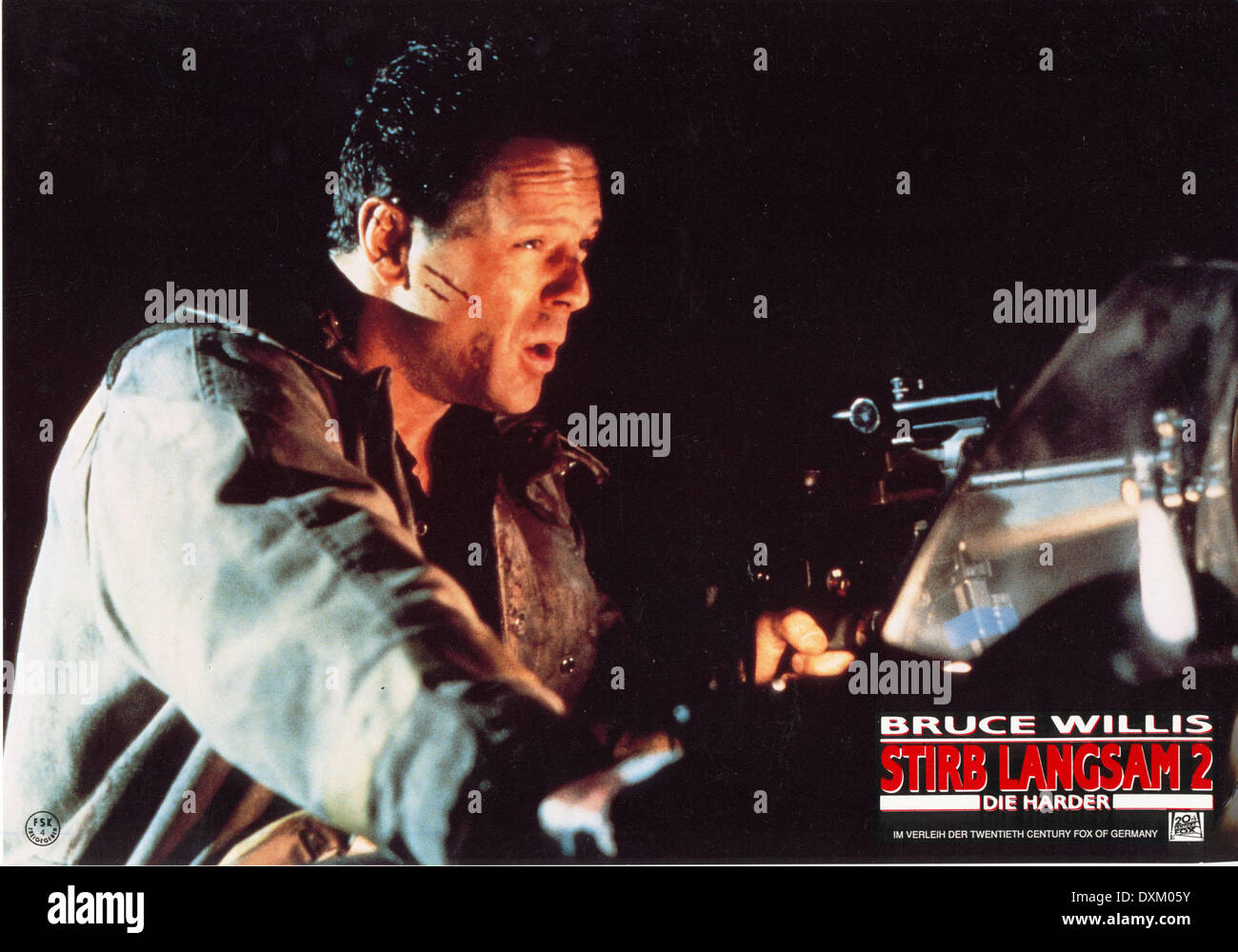 Die hard 2 1990 hi-res stock photography and images - Alamy