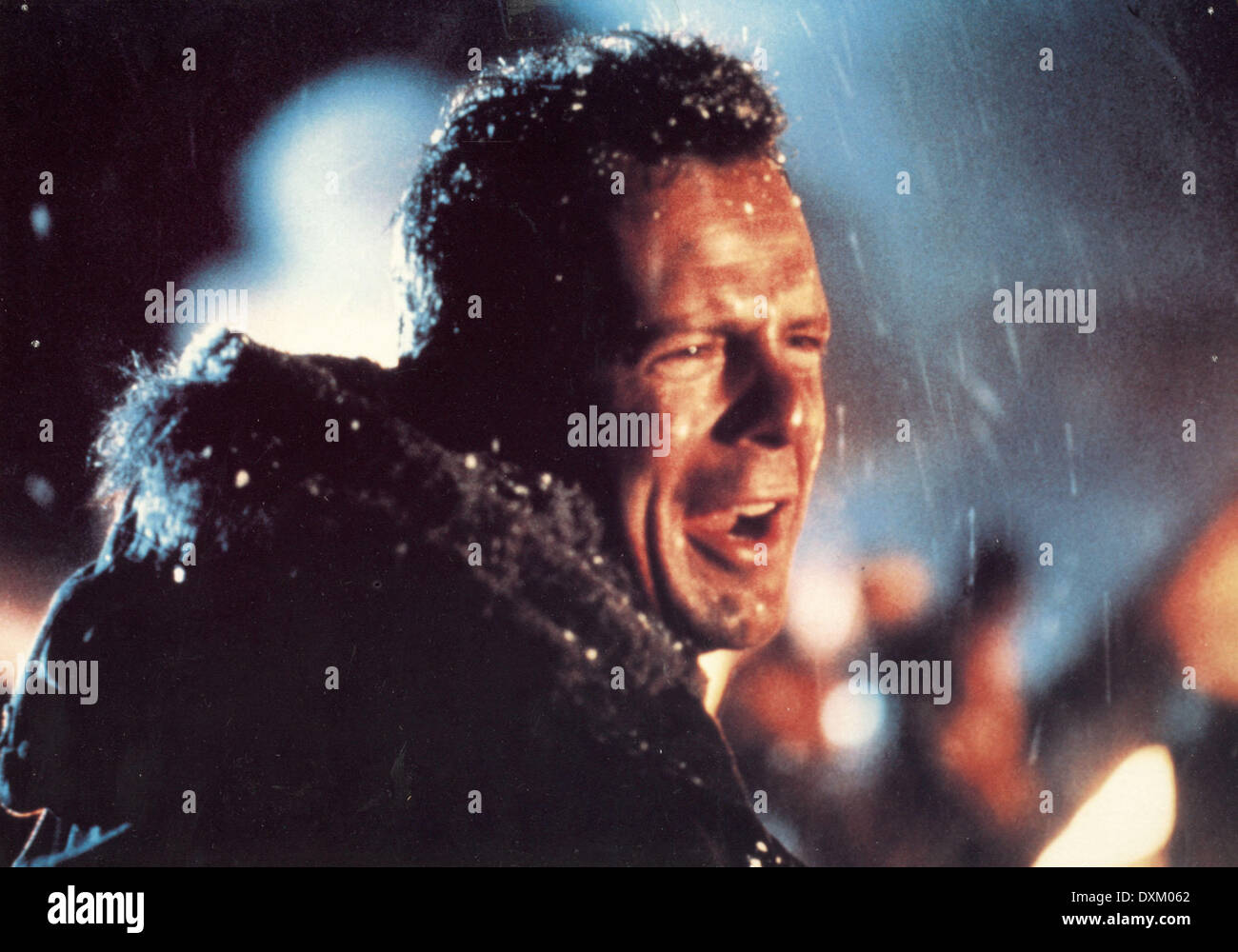 Die hard 2 1990 hi-res stock photography and images - Alamy