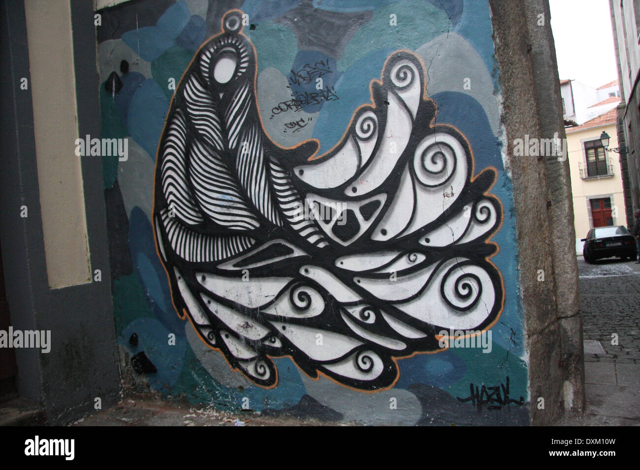Street Art in Porto Stock Photo - Alamy