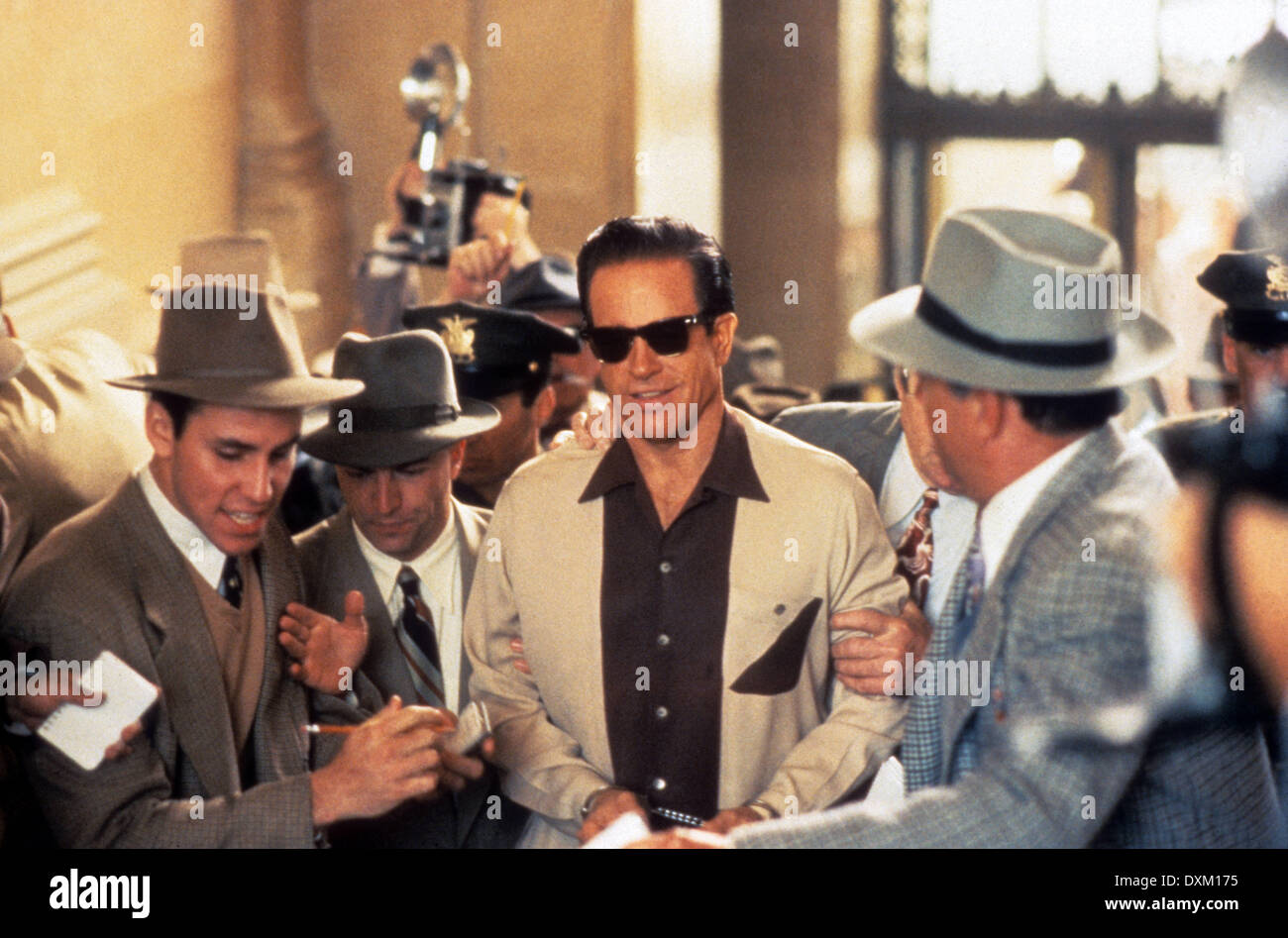 Bugsy 1991 warren beatty hi-res stock photography and images - Alamy