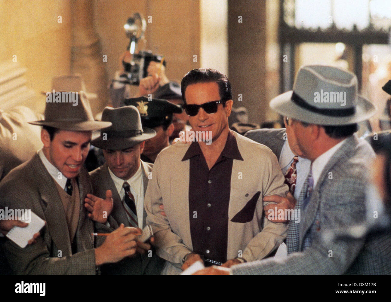Warren beatty bugsy hi-res stock photography and images - Alamy
