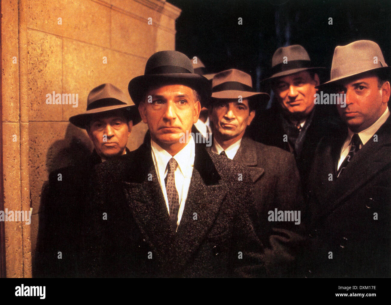 Bugsy 1991 ben kingsley hi-res stock photography and images - Alamy