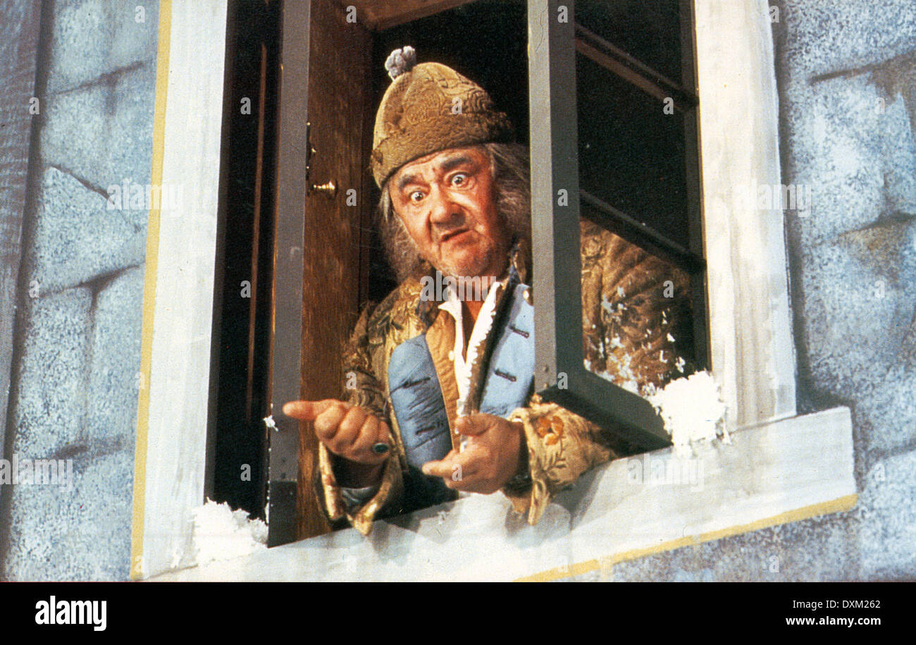Scrooge film still hi-res stock photography and images - Alamy