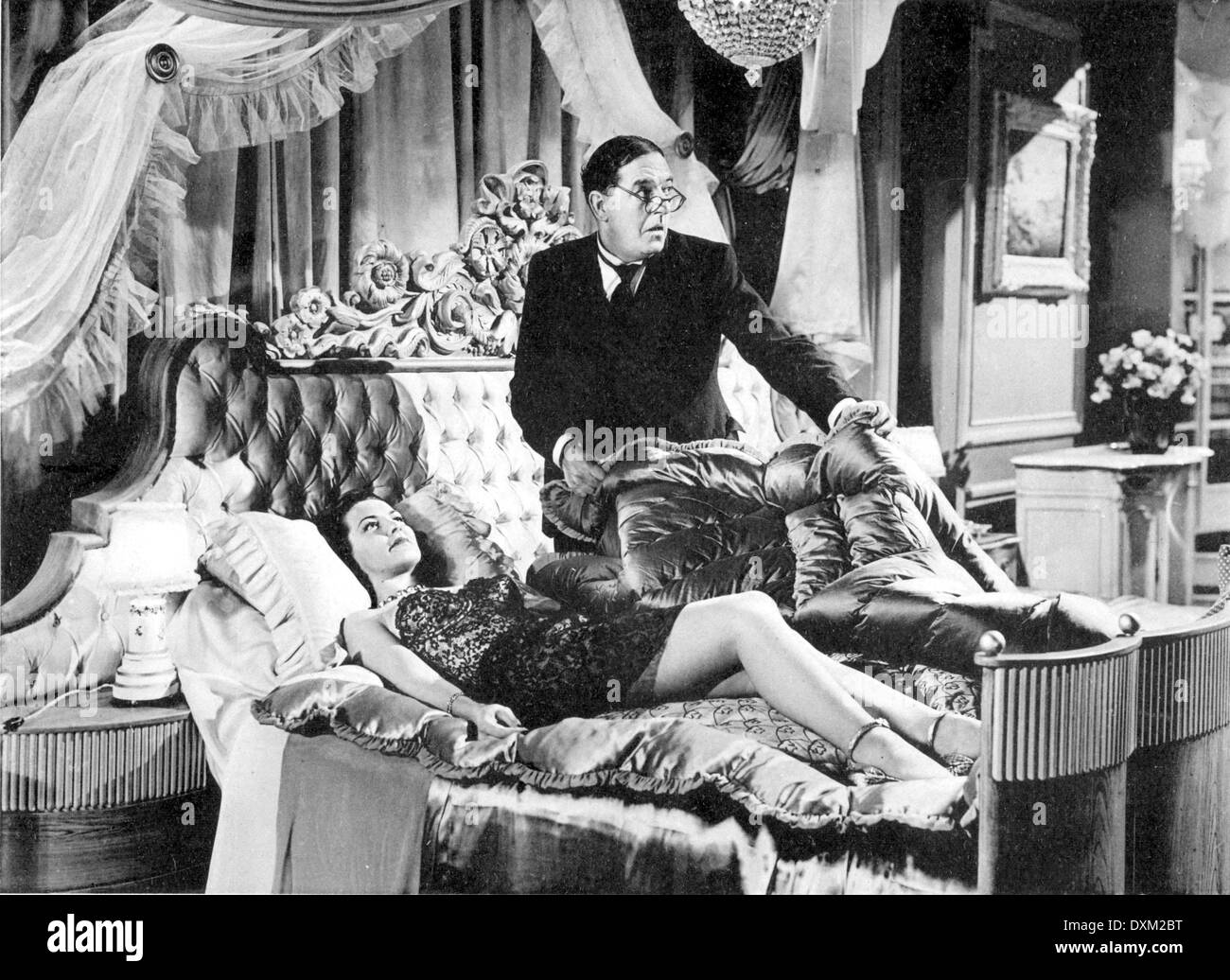 THE PERFECT WOMAN Stock Photo - Alamy