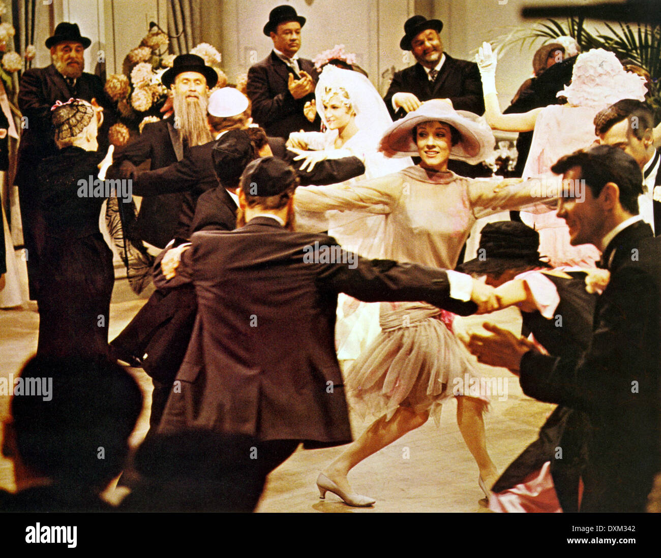 Film thoroughly modern millie 1967 hi-res stock photography and images ...
