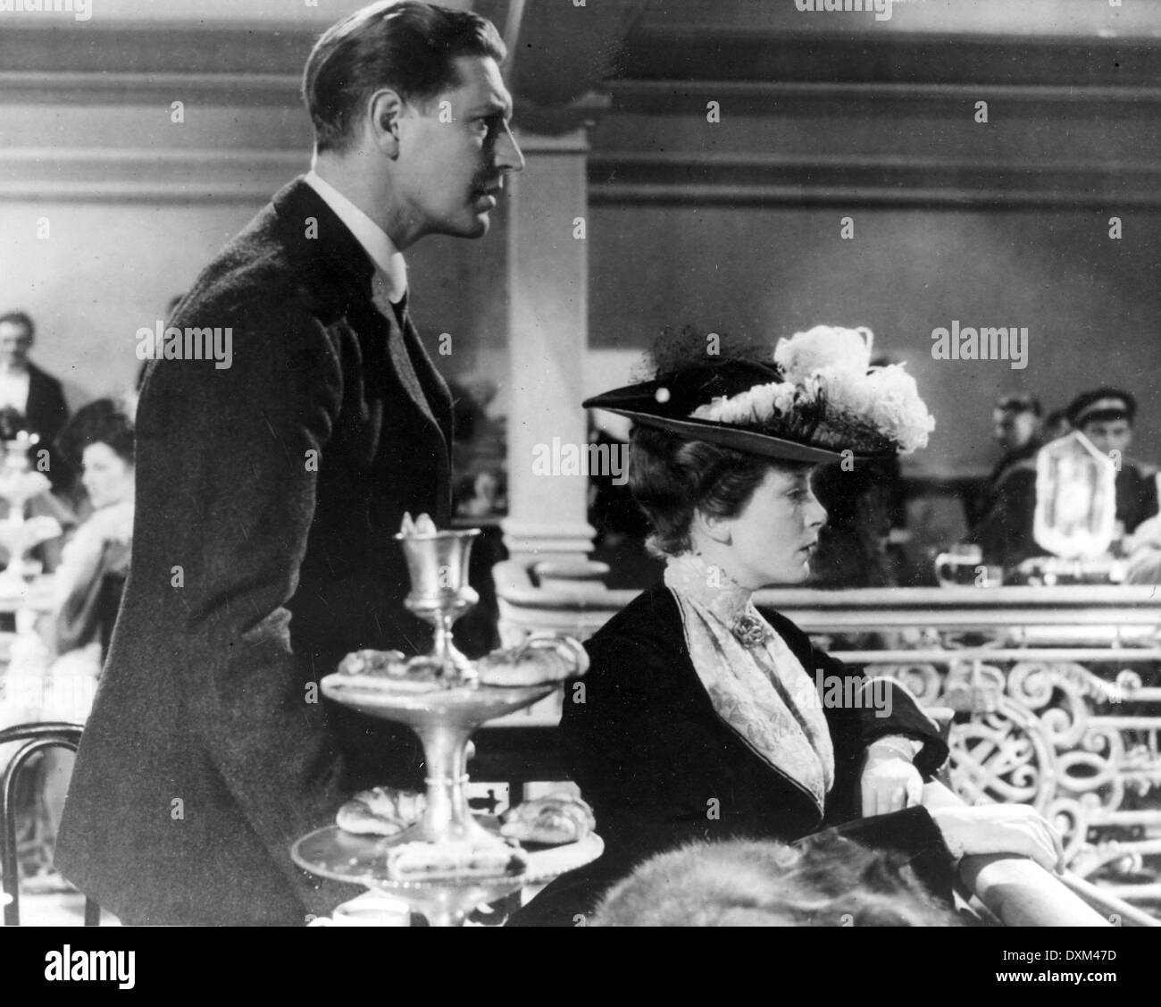 THE LIFE AND DEATH OF COLONEL BLIMP Stock Photo - Alamy