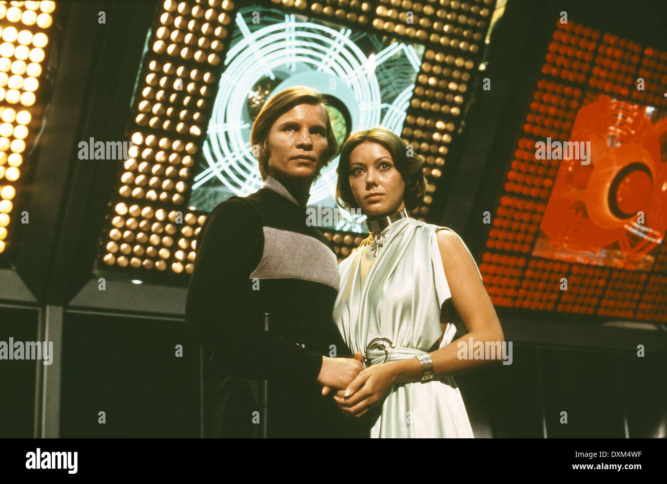 Jenny agutter logan's run hi-res stock photography and images - Alamy
