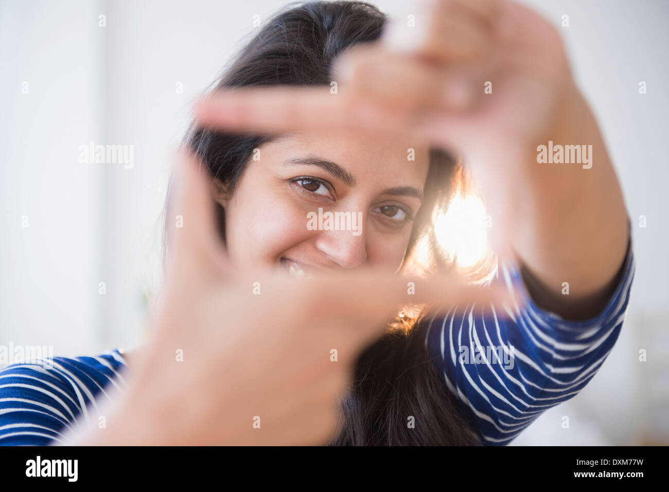 Finger framing frame hi-res stock photography and images - Alamy