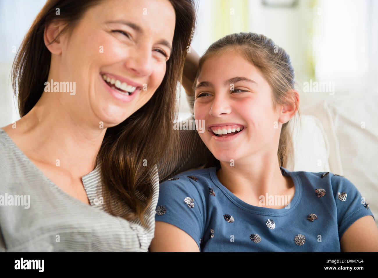 Close up of Caucasian mother and daughter laughing Stock Photo - Alamy