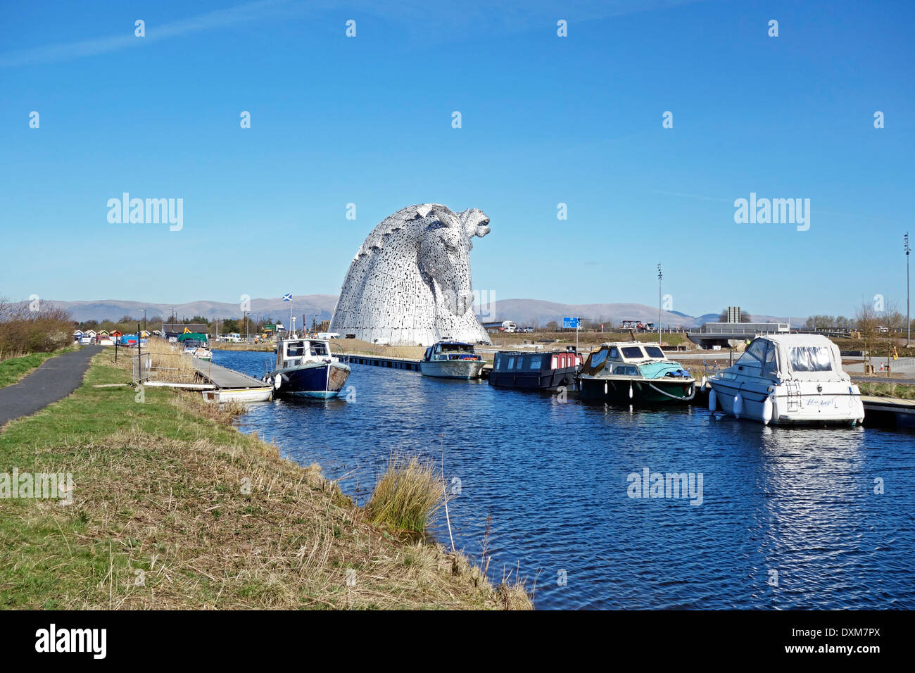 The Kelpies at The Helix beside the entrance to the Forth & Clyde canal ...
