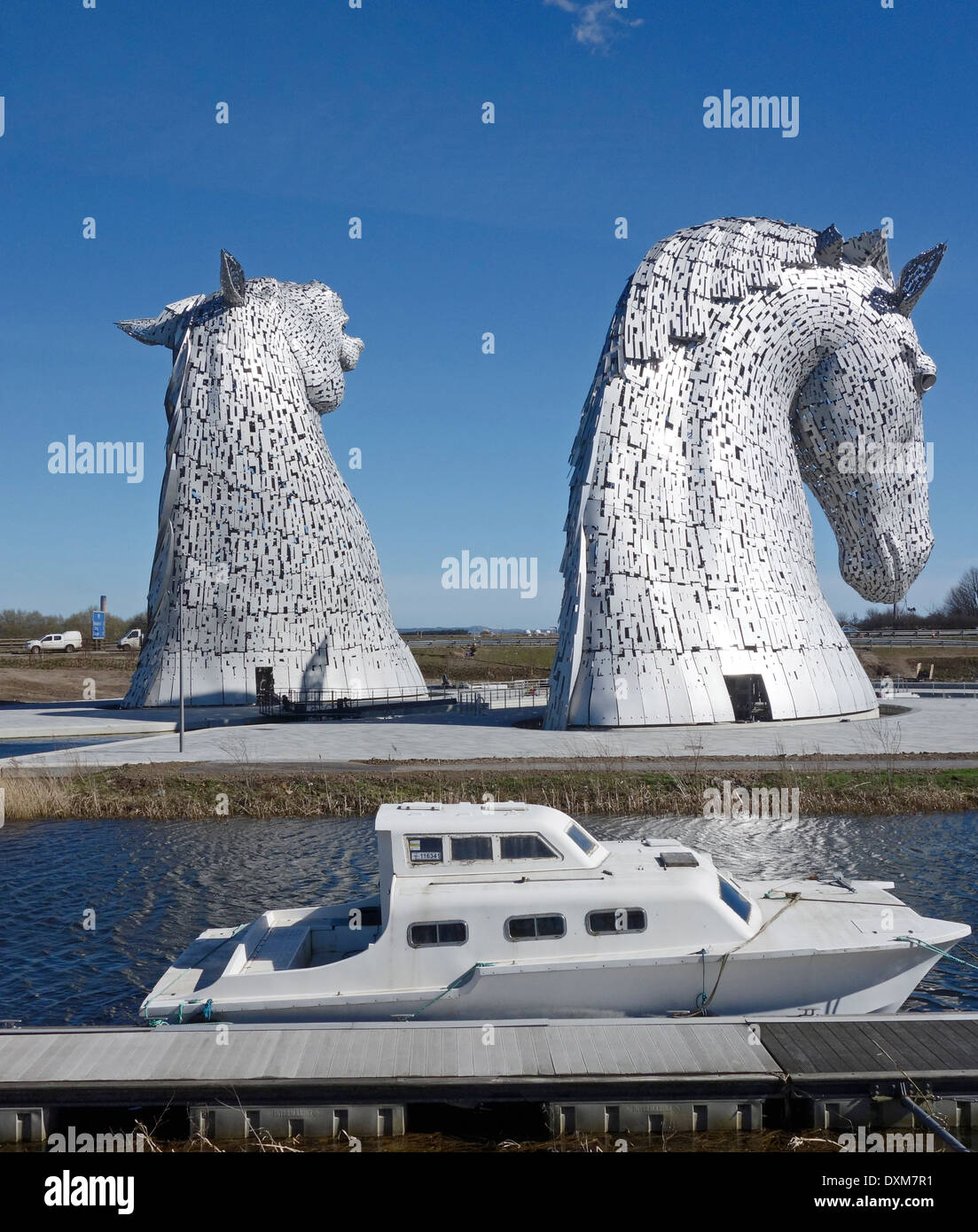 The Kelpies at The Helix beside the entrance to the Forth & Clyde canal ...