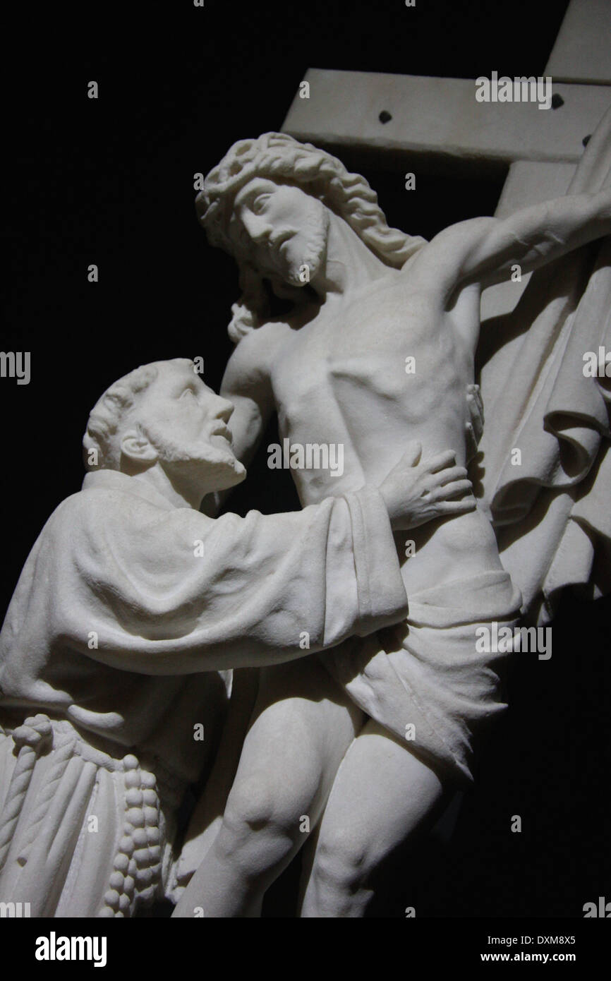 Staty hi-res stock photography and images - Alamy