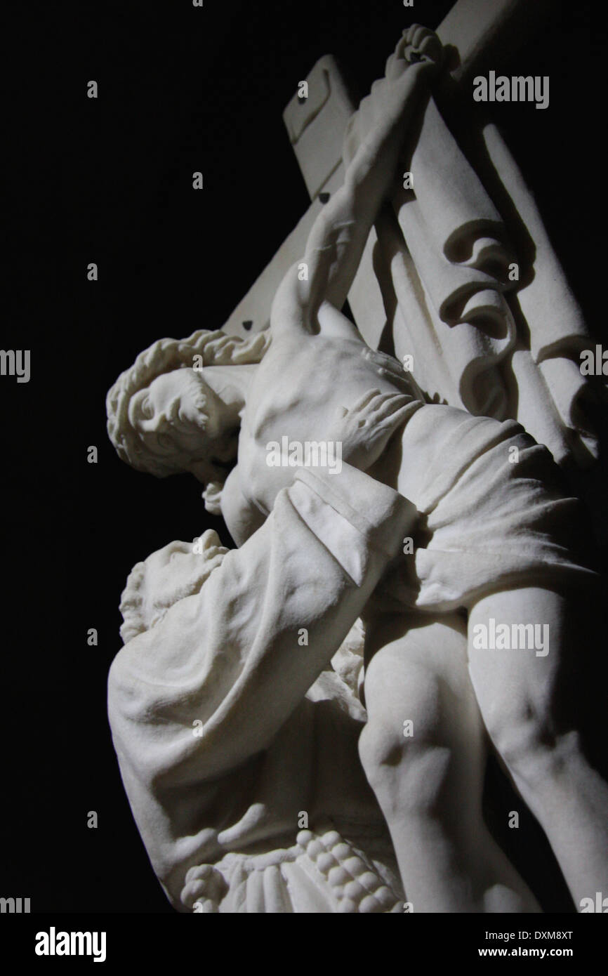 Staty hi-res stock photography and images - Alamy