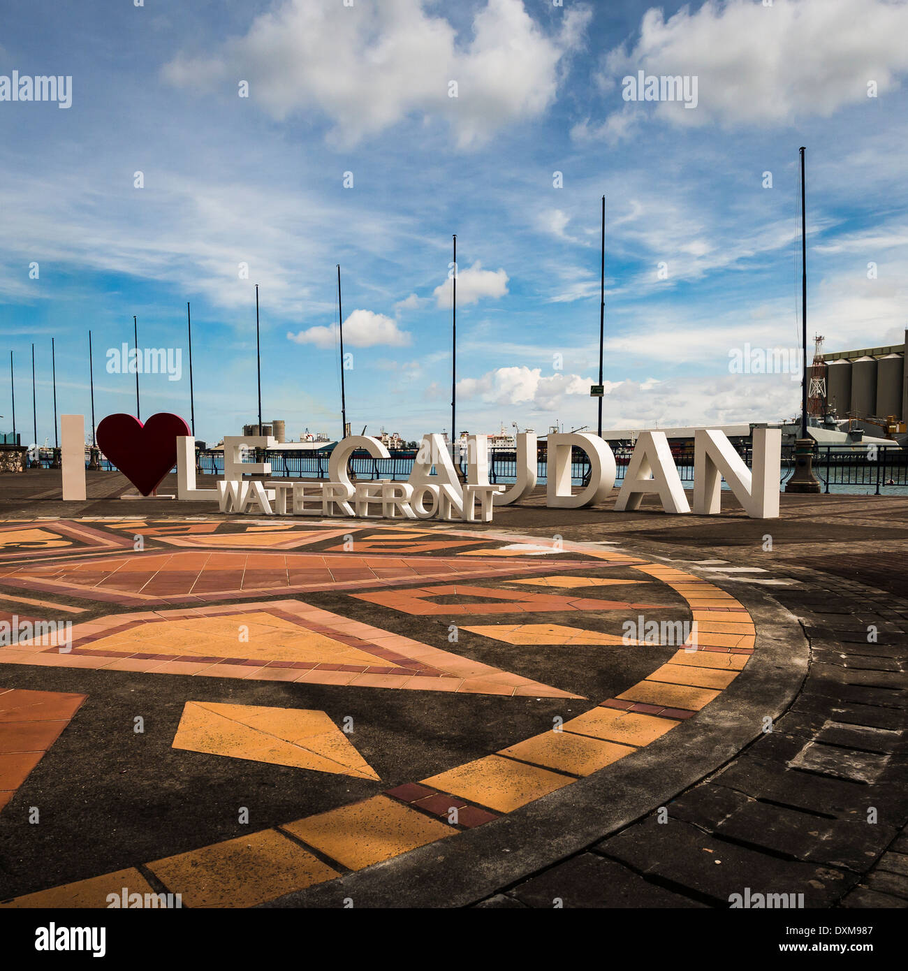 Mauritius, Port Louis, Place du Caudan, Le Caudan Waterfront, view to ...