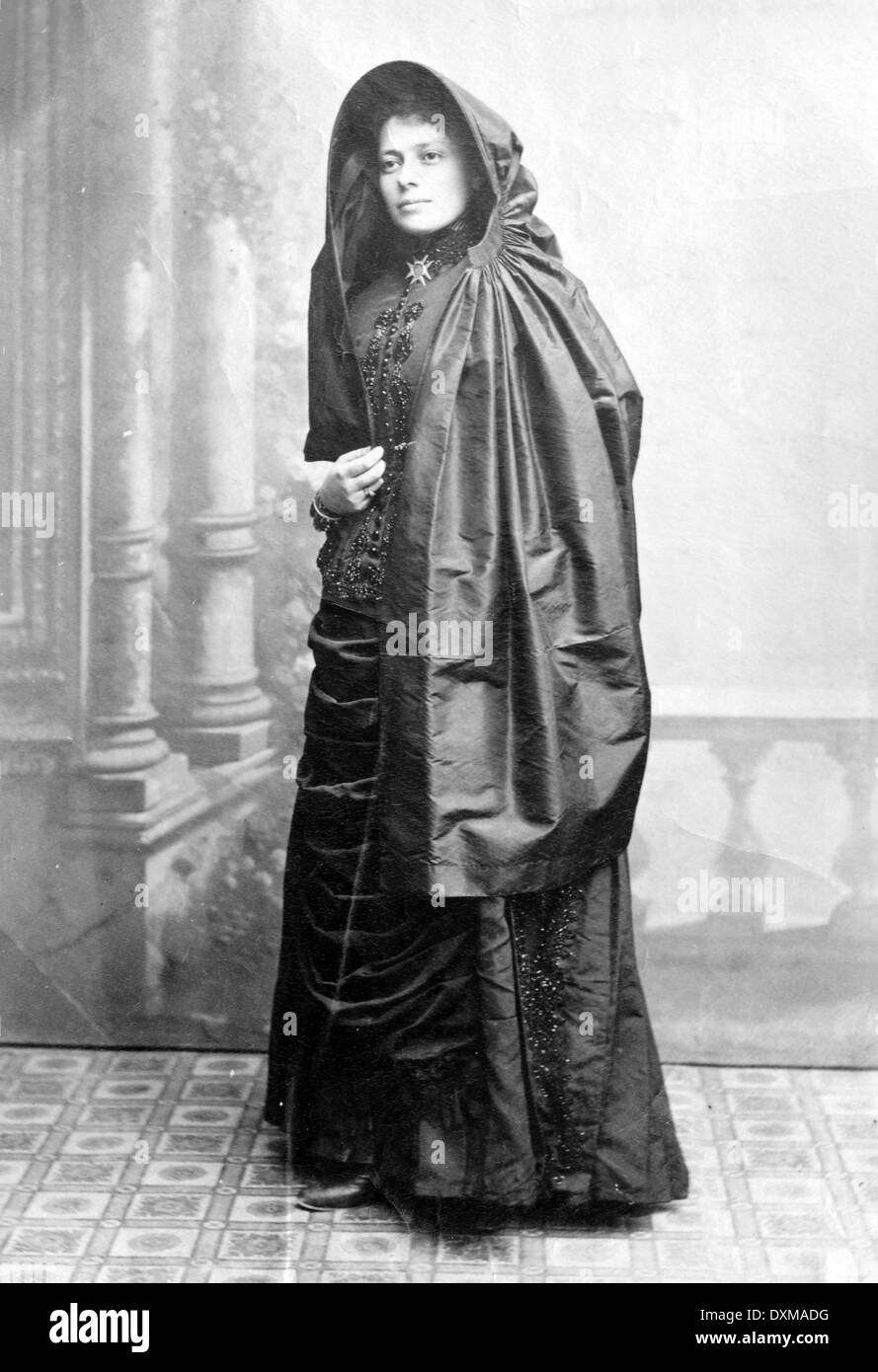 Vintage Photo of Maltese Girl or Woman in Traditional Costume or Ethnic ...