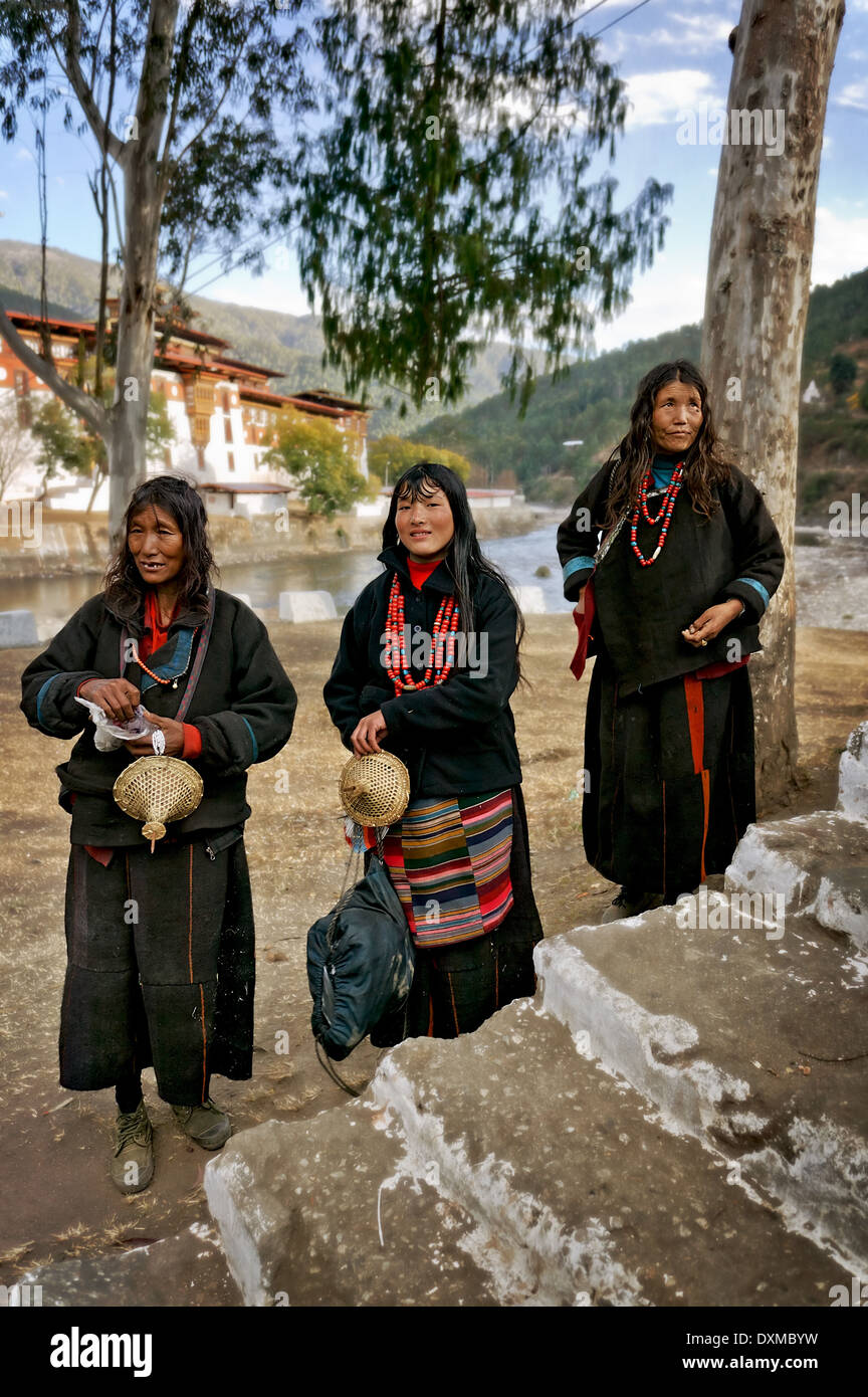 Layap nomadic tribal women in distinctive conical hats at Punakha Dzong ...