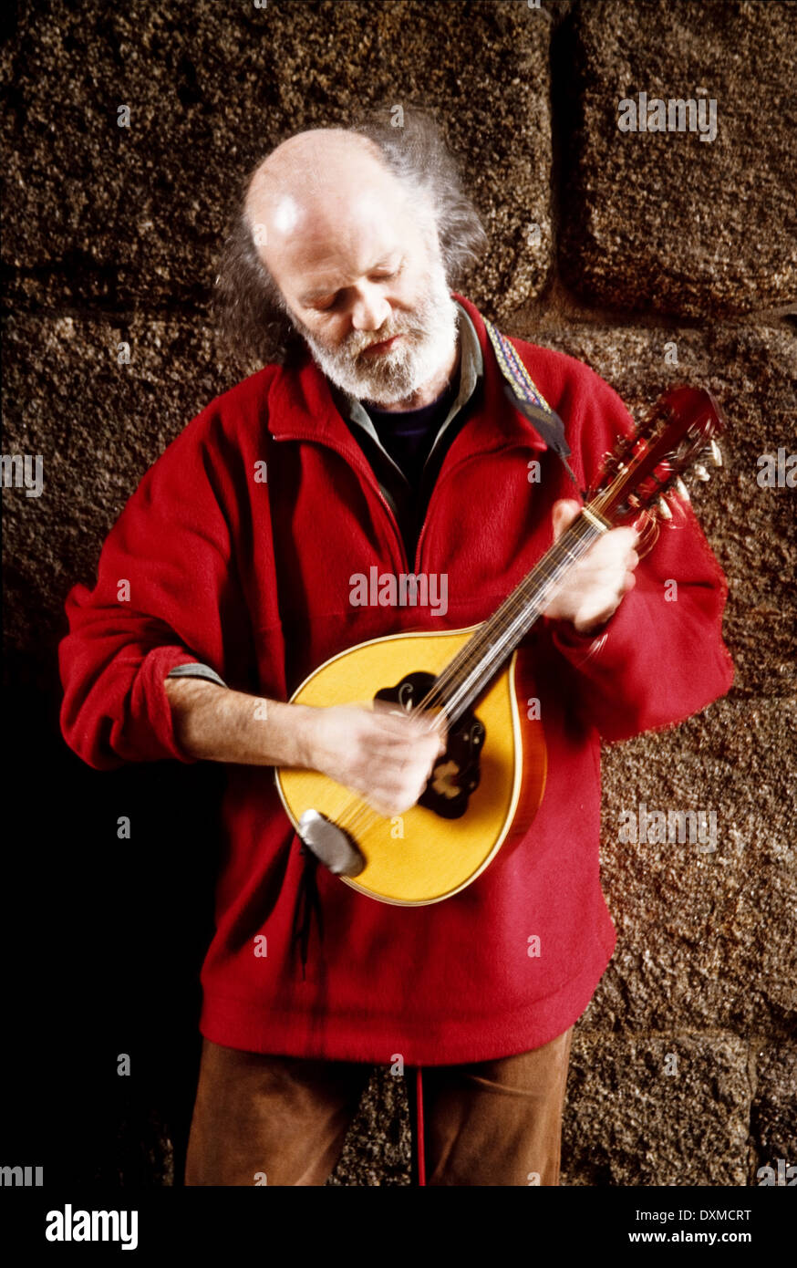 Man playing mandolin hi-res stock photography and images - Alamy