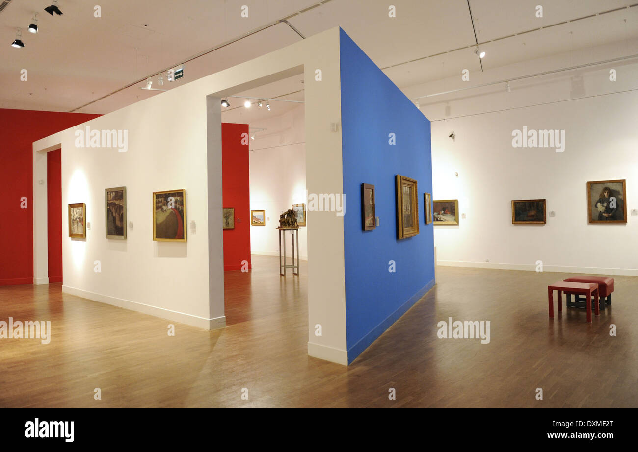 Stuart Gallery Winter School Clipart