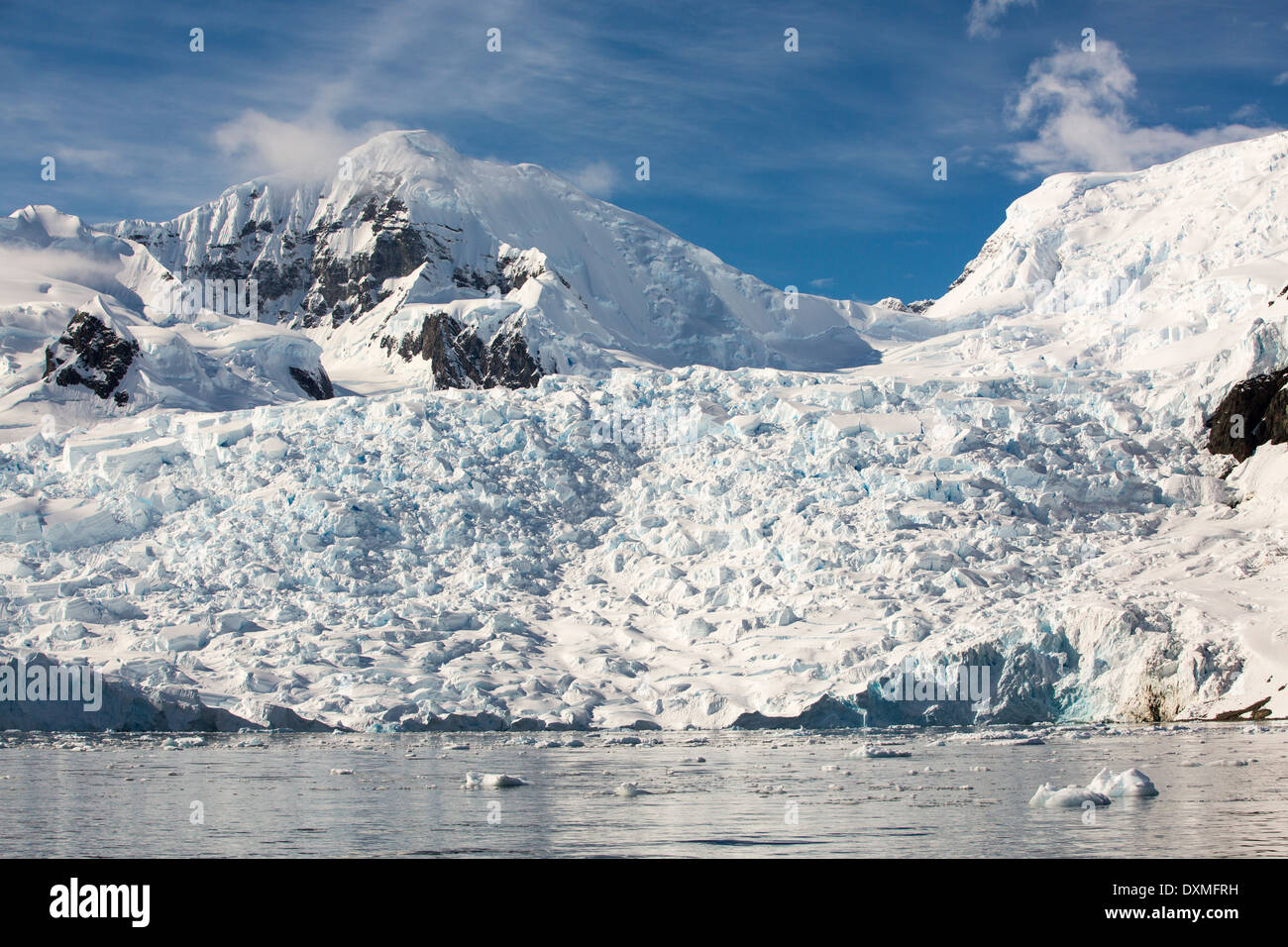 Stunning coastal scenery hi-res stock photography and images - Alamy