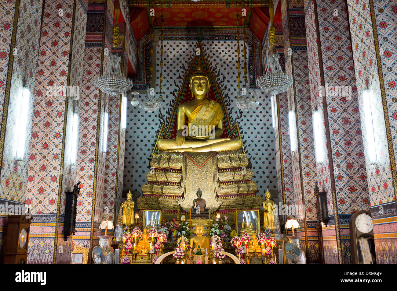 The Ordination Hall of the Temple Wat Arun in Bangkok, Thailand Stock ...