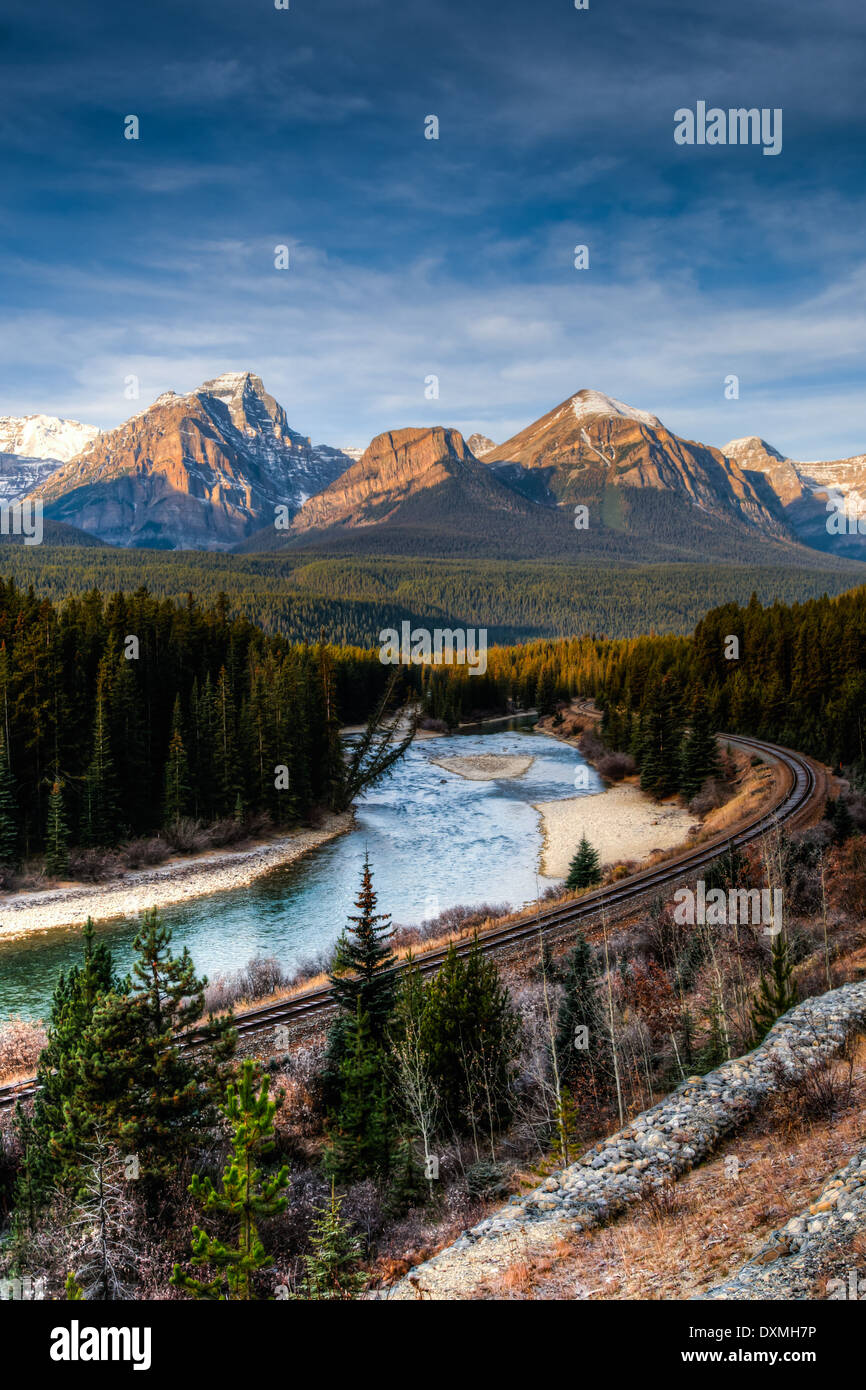Iconic Morant's Curve, Banff National Park, Alberta Canada Stock Photo ...