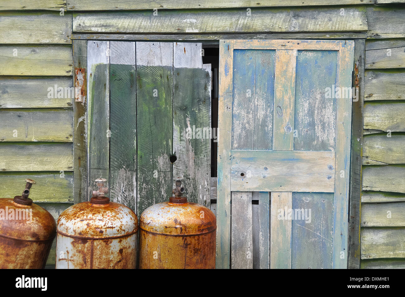 Cylinders hi-res stock photography and images - Alamy