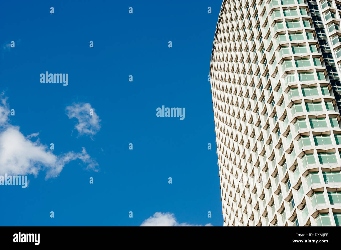 The centre point building in central london hi-res stock photography ...
