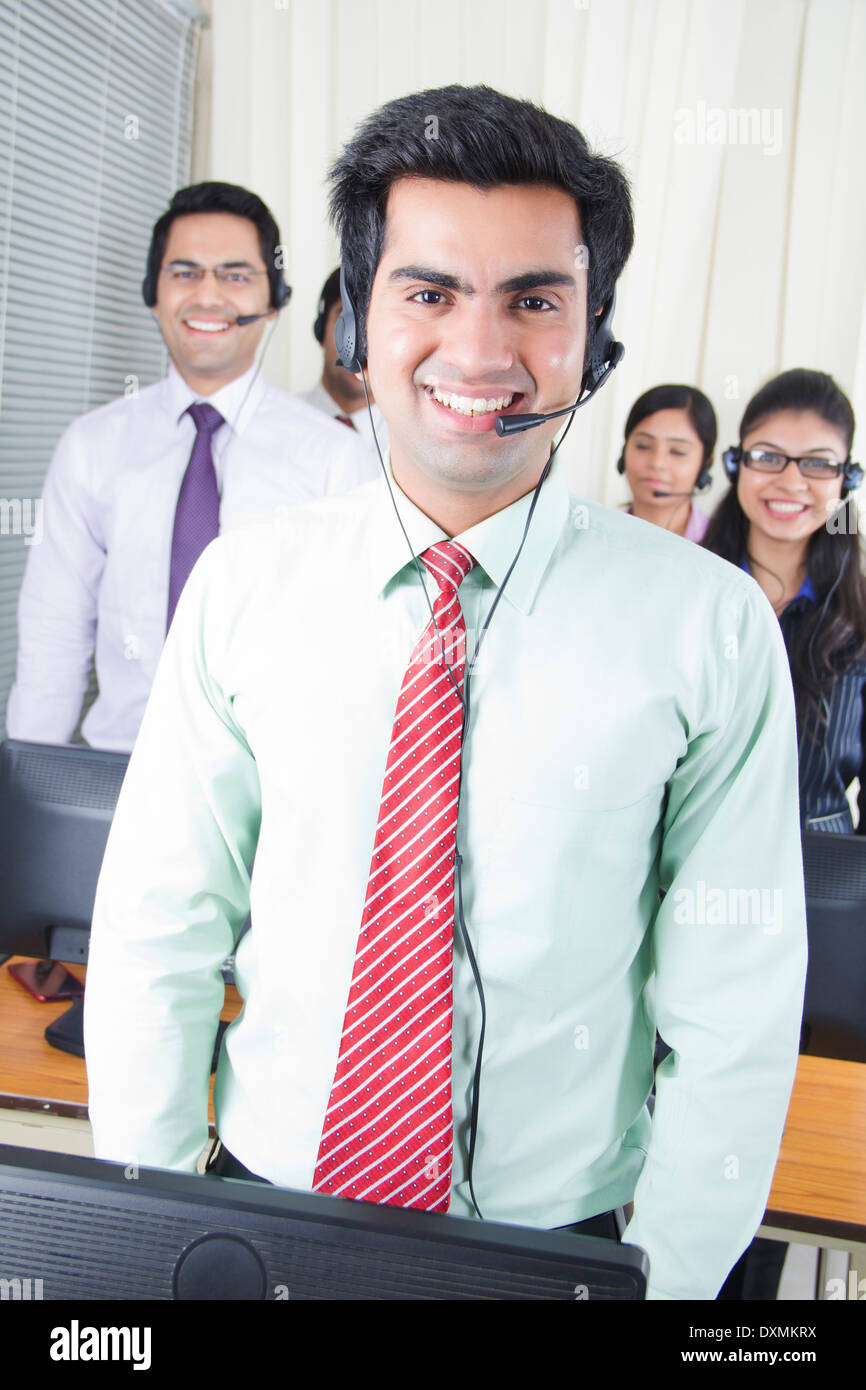 Inside indian call centre office hi-res stock photography and images ...