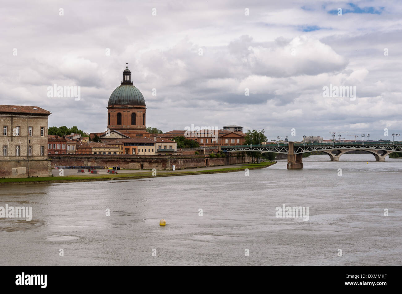 Toulouse south france river hi-res stock photography and images - Alamy