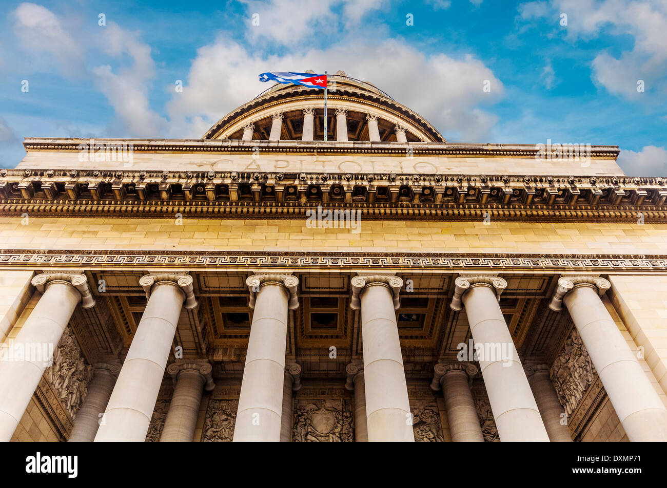 Cuban people and architecture,Havana, Cuba, Caribbean Stock Photo - Alamy