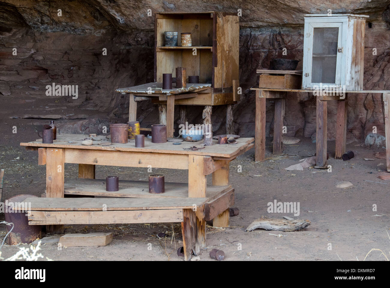 Cowboy Camp Cave Spring Trail Needles District Canyonlands National ...