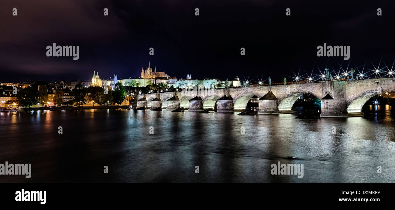 The Prague Castle and Charles bridge in the night Stock Photo - Alamy