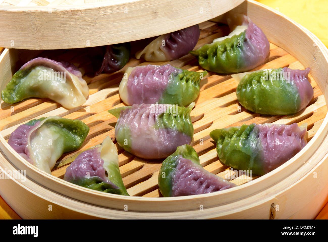 Chinese Food: Colorful steamed dumplings Stock Photo - Alamy