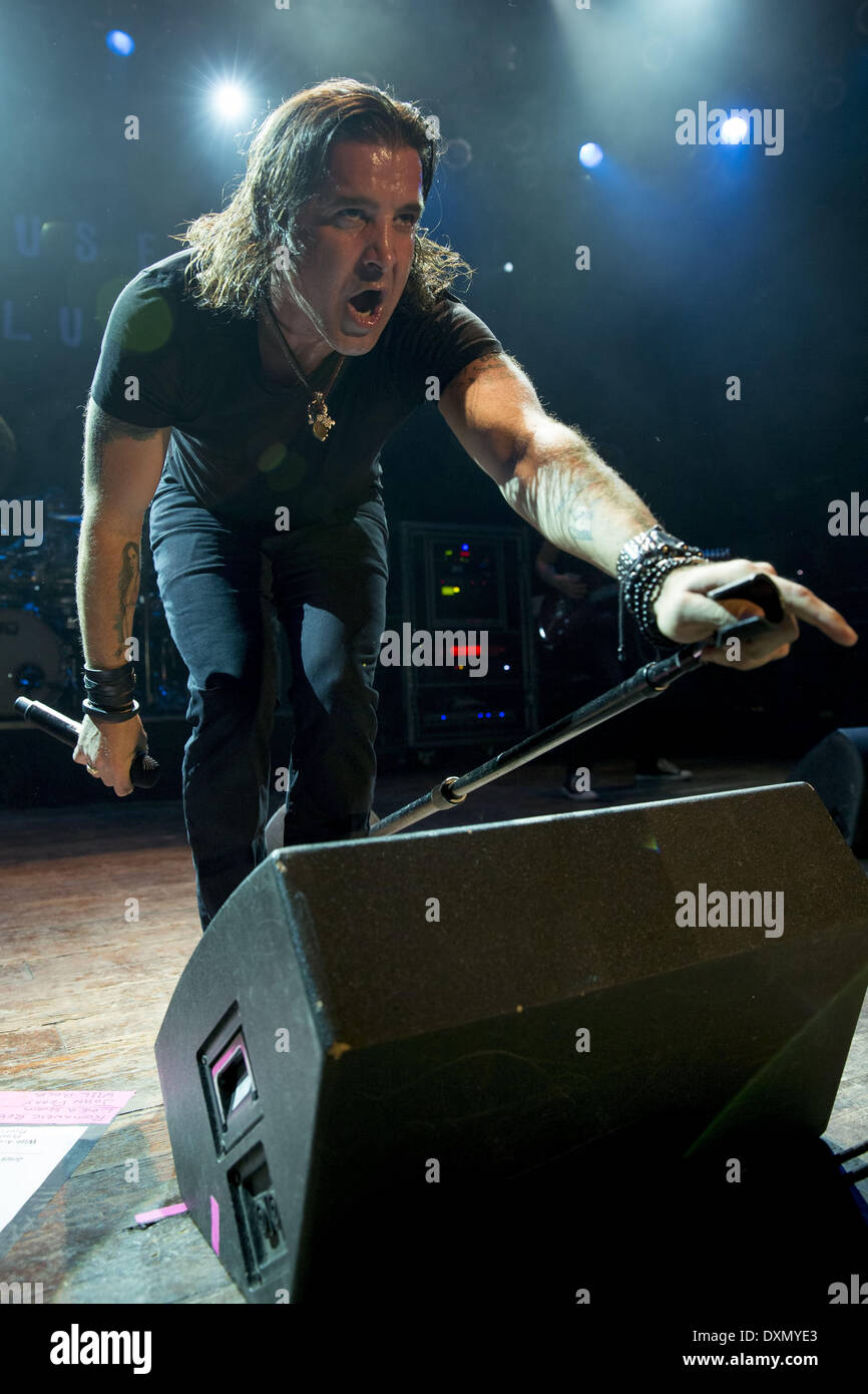 Chicago, Illinois, USA. 26th Mar, 2014. Vocalist SCOTT STAPP performs ...