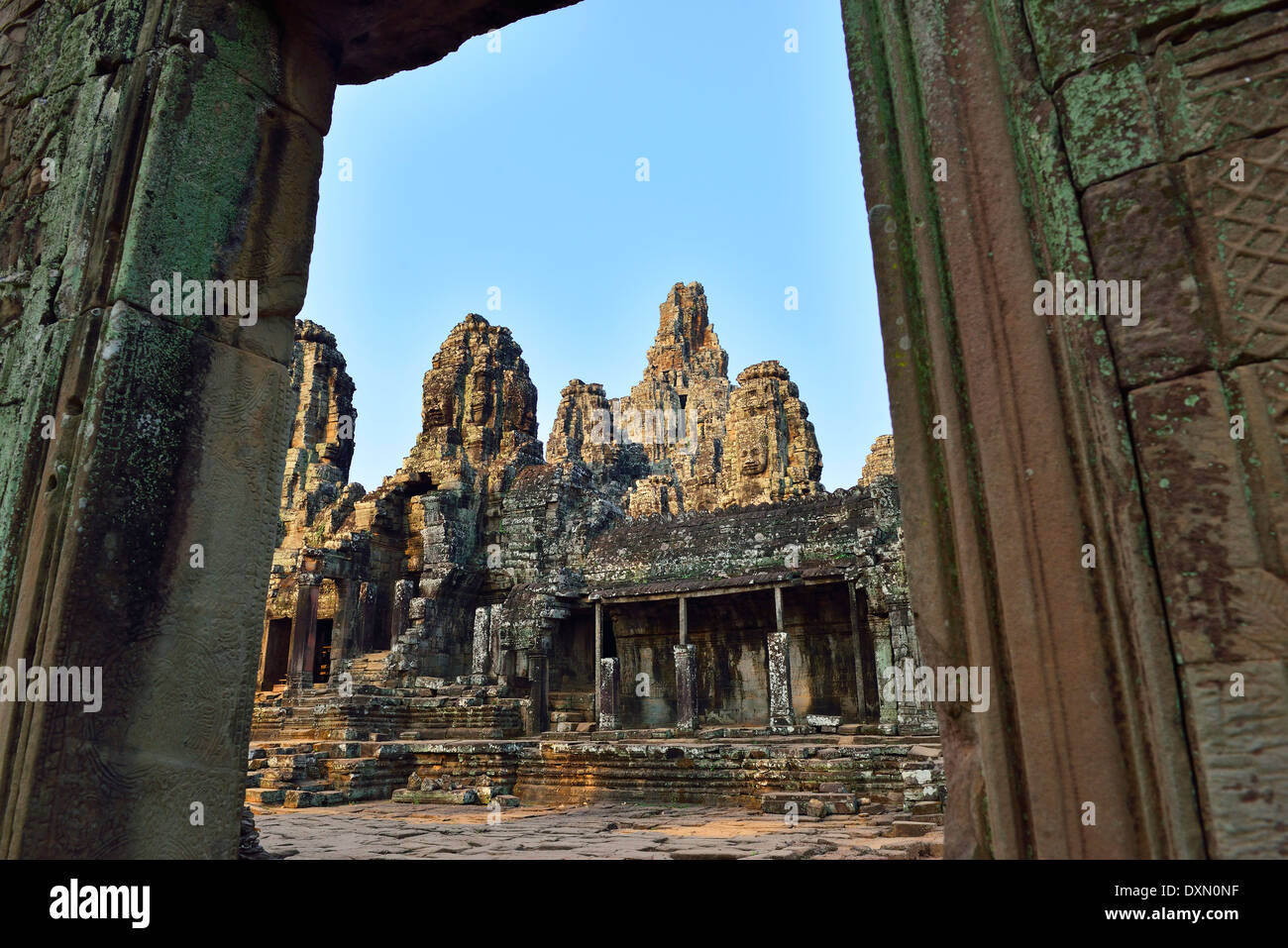 Bayon temple face eastern entrance hi-res stock photography and images ...