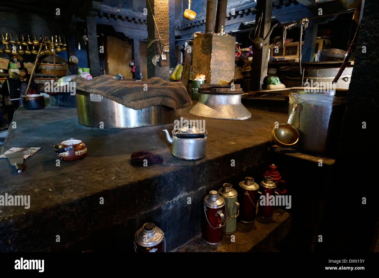 Buddhist monk cooking hi-res stock photography and images - Alamy