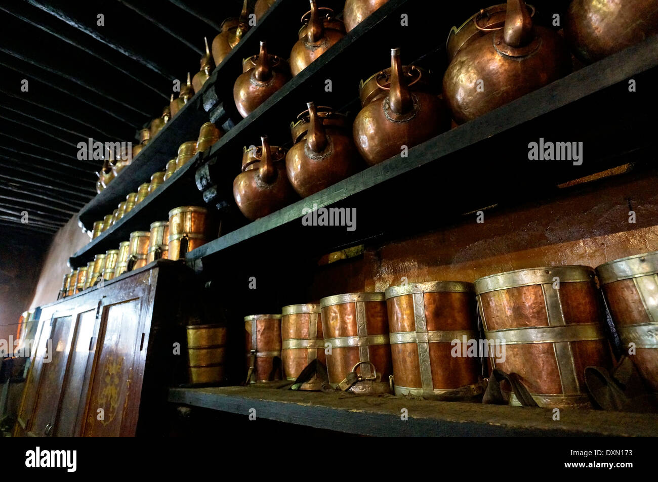 Monastery kitchen tibet hi-res stock photography and images - Alamy