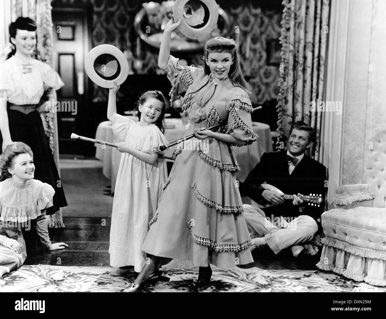 Judy garland meet me in st louis 1944 hi-res stock photography and ...