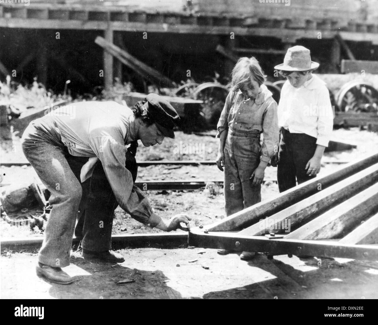 The general film 1927 hi-res stock photography and images - Alamy